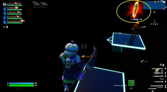 Obtenir la pièce dans la salle de projection de la Croisée des légendes ...